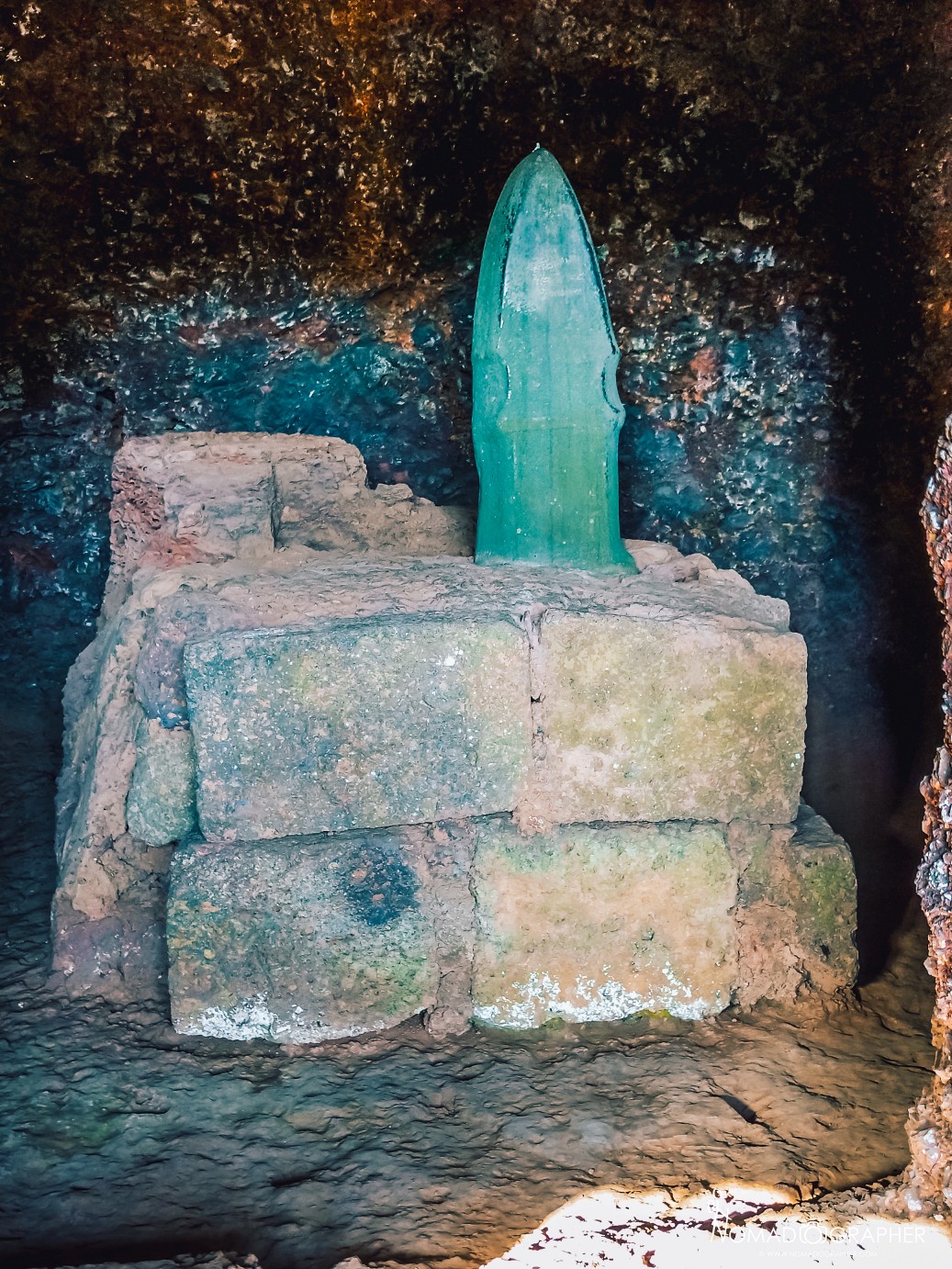 Nomadographer Arvalem Caves Goa_03 – NOMADOGRAPHER