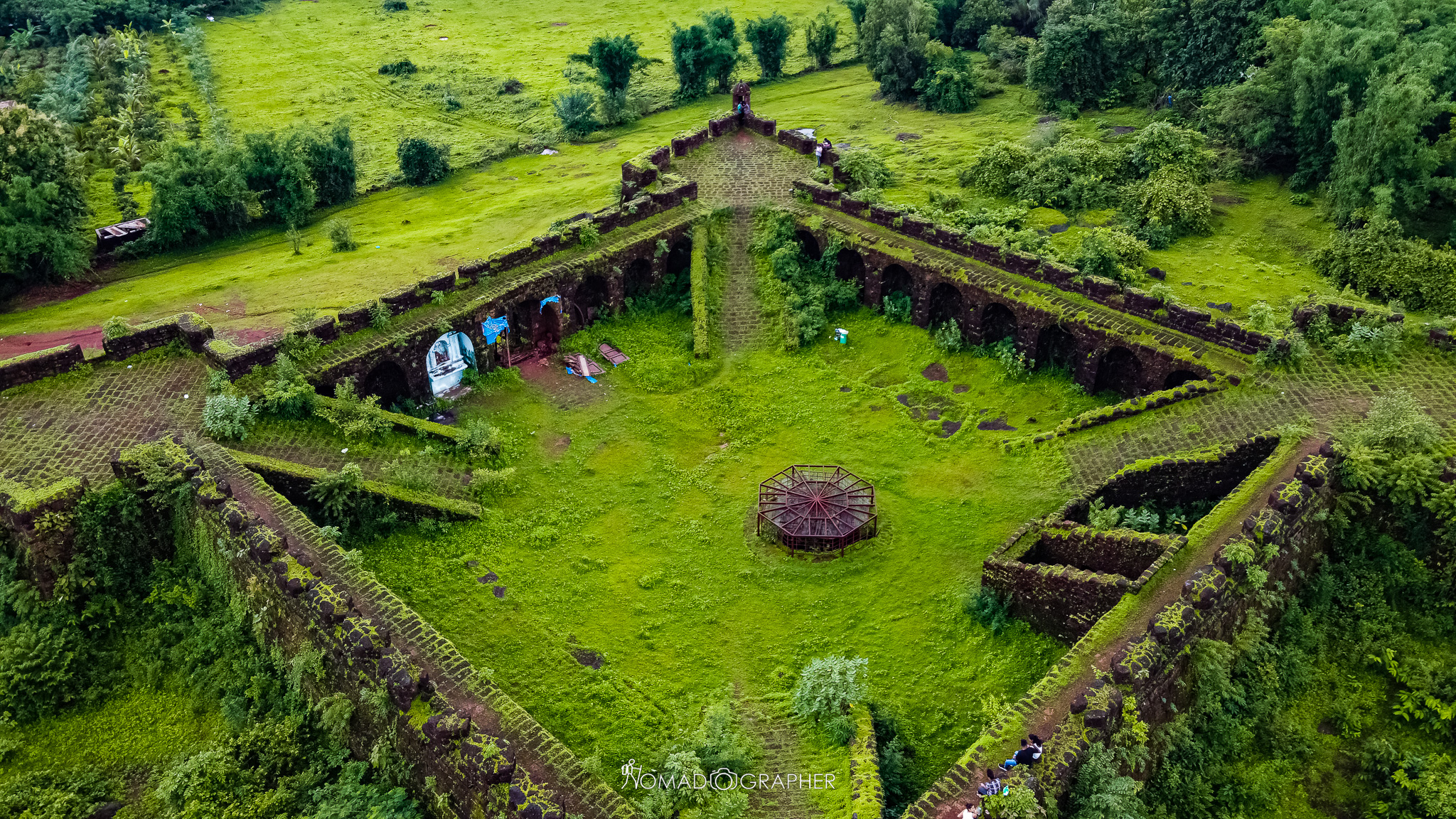 Exploring Historic Corjuem Fort: Pictures & Virtual Tour – NOMADOGRAPHER